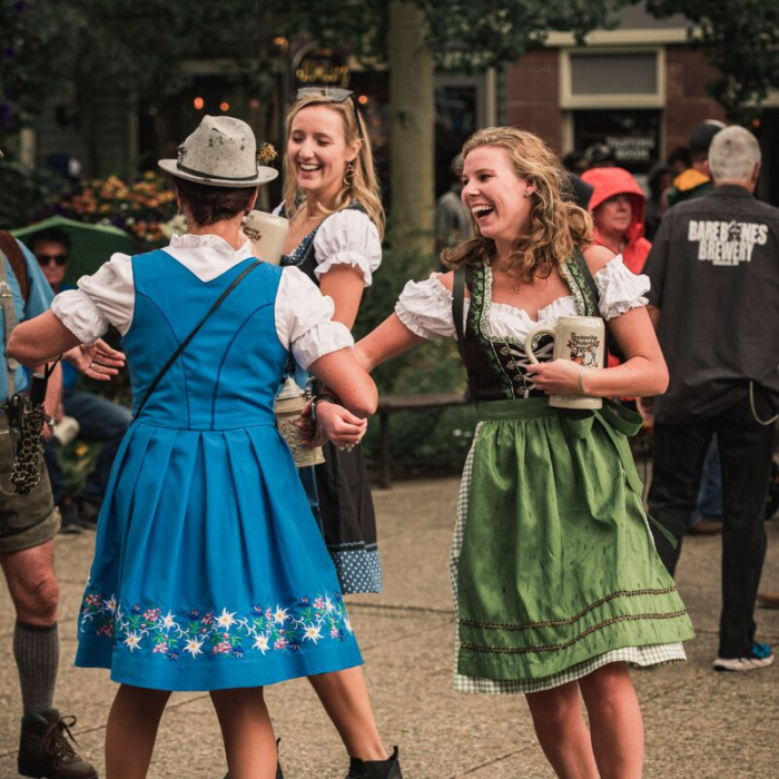 How to Enjoy a Date Night in Denver - Reunion CO